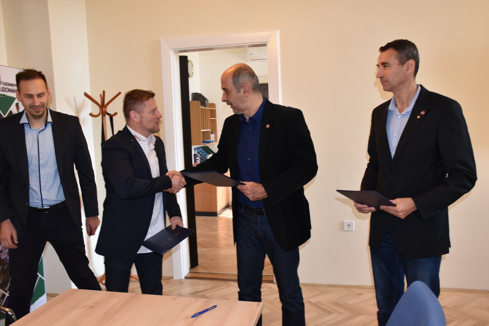 Kézilabda: együttműködés és szakmai nap a TTK-n | Hírek | PTE TTK