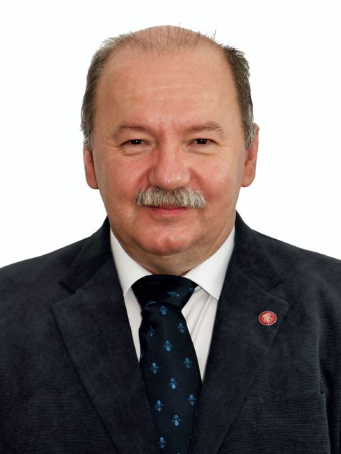 Három új professzorunk vette át egyetemi tanári kinevezését | Hírek ...